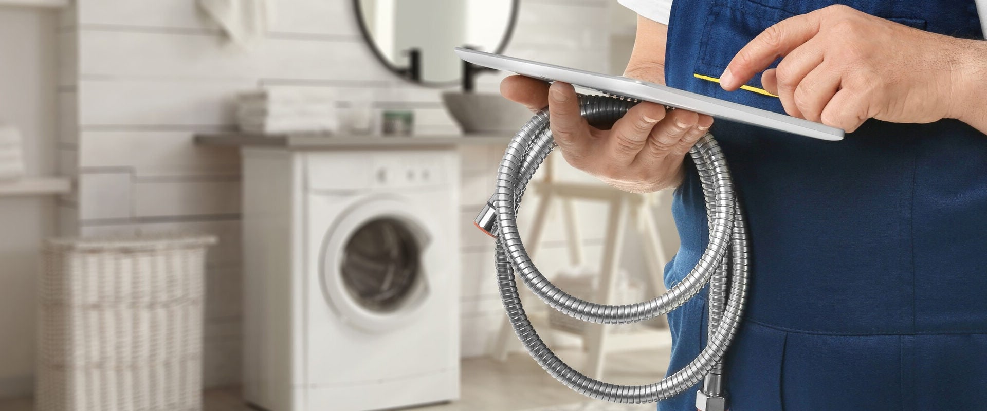 Comparing Costs and Features of Different Plumber Software Options